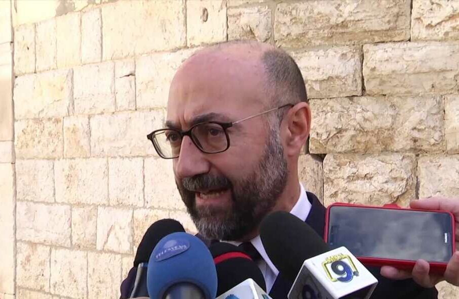 Notifica di voto: I promossi, i rimandati, i bocciati nelle Pagelle di ...